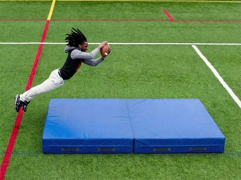 Football Crash Pads & Tackling Mats | Training Equipment | CoverSports
