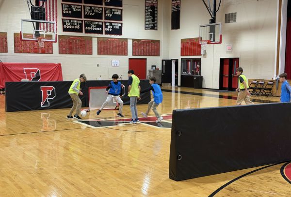 Barrier Pads & Padded Dividers | Gym Divider Walls | CoverSports