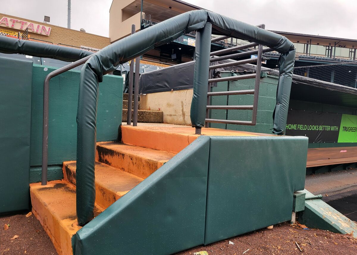 Custom Fence Rail and Post Padding for Baseball | CoverSports